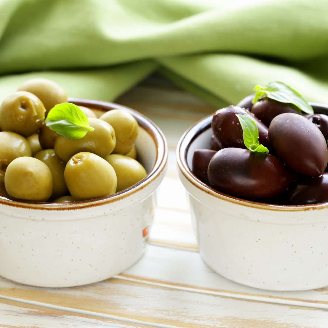 Aceitunas: Importancia y variedades en MesFood Trading